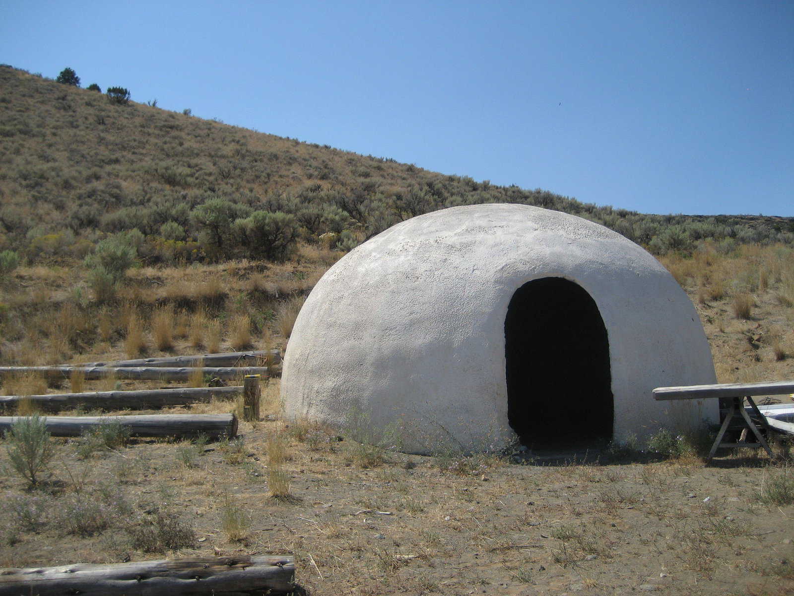 Could a dome survive an explosion? | Monolithic.org